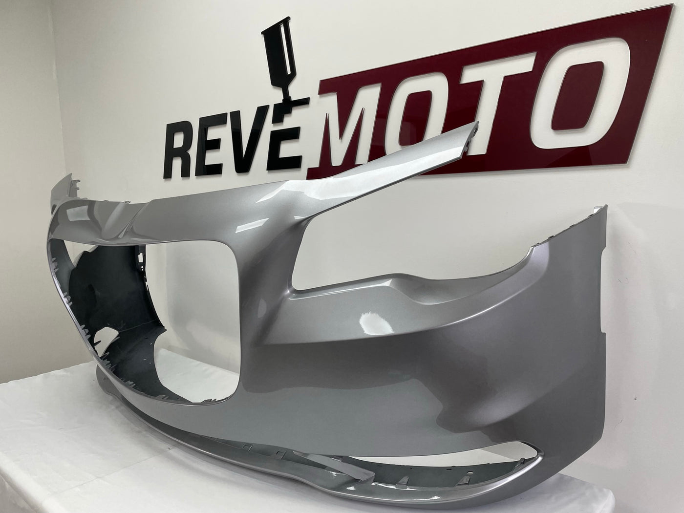 2015-2023 Chrysler 300 Front Bumper Painted (Except: SRT-8) - ReveMoto